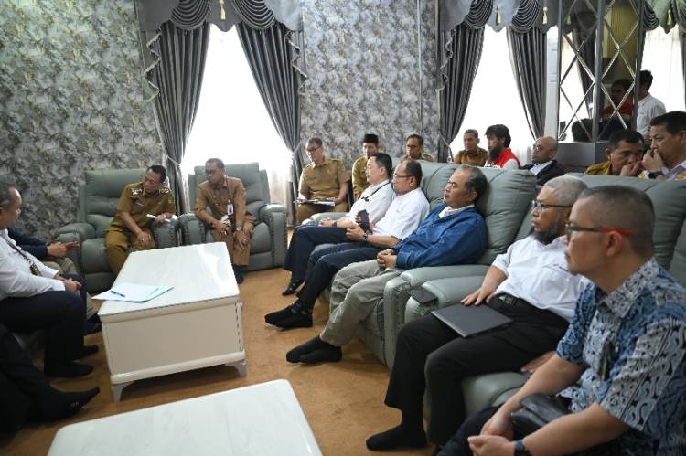 Bupati Menerima Kunjungan Direksi SKK Migas dan PHR Terkait Kendala ...