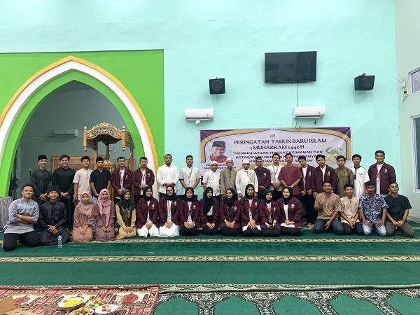 Mahasiswa KKN UMRI Smart Kelompok 17 Perkenalkan Proker Saat Acara ...